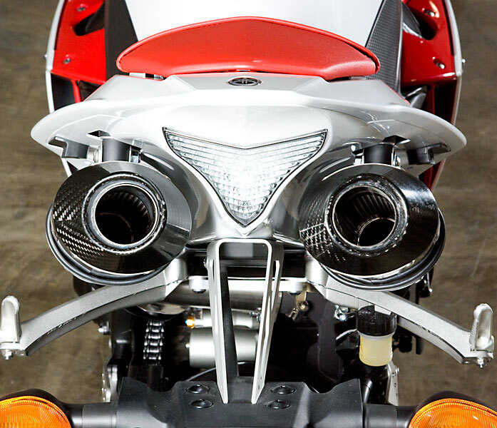 M4 UNDERTAIL CARBON SLIP-ONS YAMAHA R1 2009-2014
